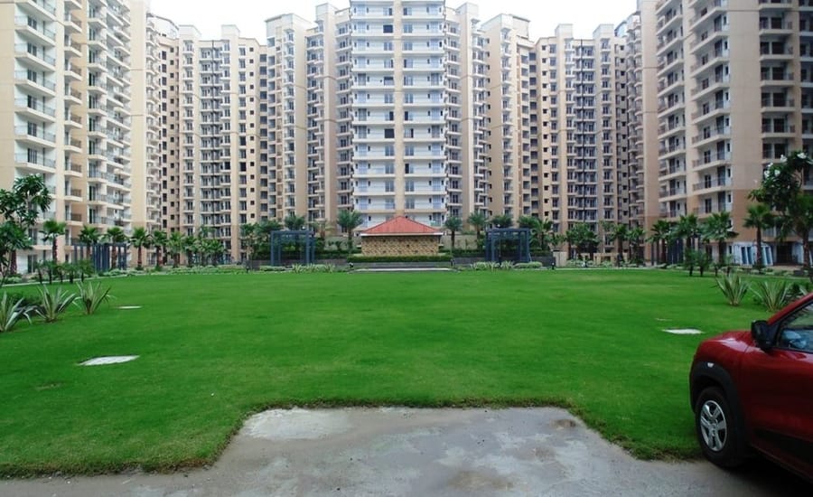 Top 10 Best High-Rise Residential Societies For Living in Noida ...